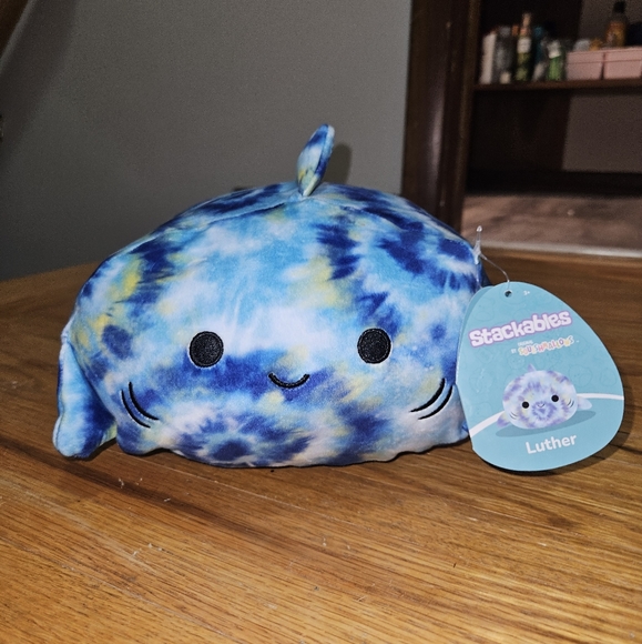 Squishmallows | Toys | Nwt Luther The Shark Stackables Squishmallows 5 ...